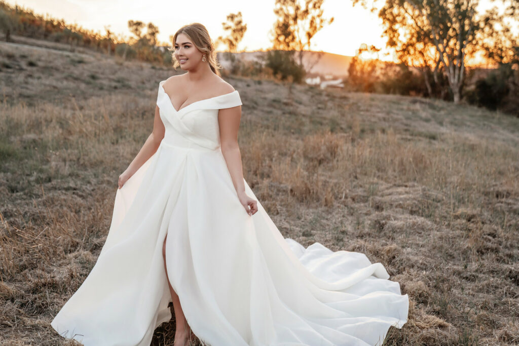 Allure Bridals Romance R3602 - IRA'S BRIDAL STUDIO